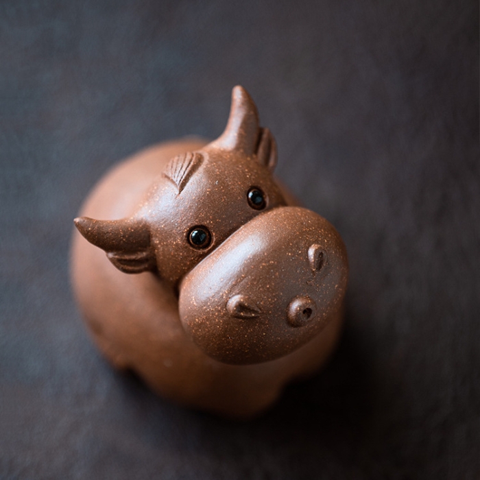 Lucky Charm Cow Tea Pet: Exquisitely Handcrafted Porcelain Tea Companion