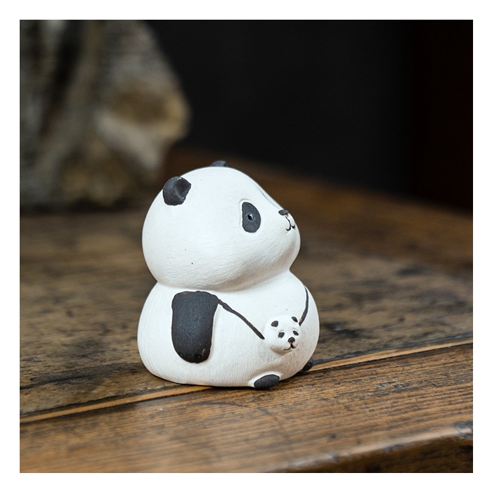 Ceramic Panda Tea Figurine: Embrace Chinese Artisanship