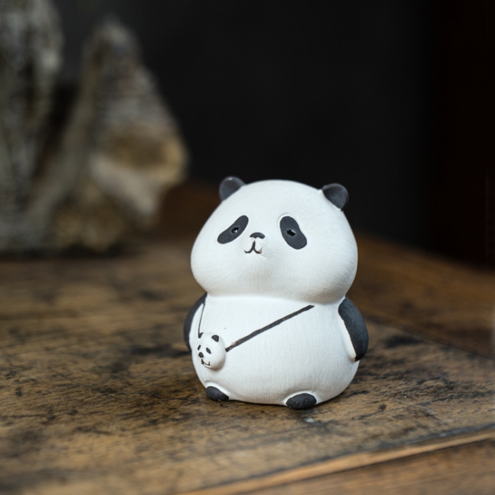 Ceramic Panda Tea Figurine: Embrace Chinese Artisanship